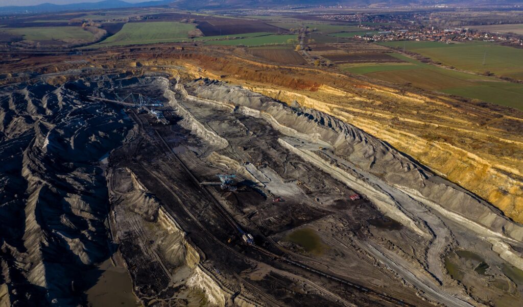Creating leading-edge mining industry guidelines for a global aluminium ...